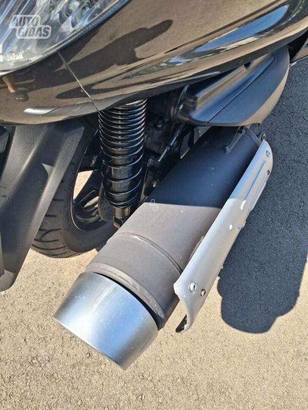 Grey Yamaha Majesty 2008 in Vilnius, with an engine capacity of 0.40 L and mileage of 52 thousand km for 1600 €, photo 8 on AUTOMOTO.COM.LV