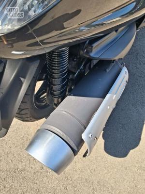 Grey Yamaha Majesty 2008 in Vilnius, with an engine capacity of 0.40 L and mileage of 52 thousand km for 1600 €, photo 9 on AUTOMOTO.COM.LV