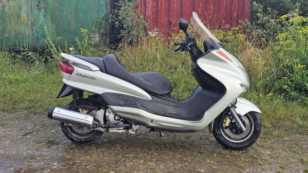 Yamaha Majesty 2003 in Klaipeda, with an engine capacity of 0.25 L and mileage of 55 thousand km for 800 €, photo 2 on AUTOMOTO.COM.LV