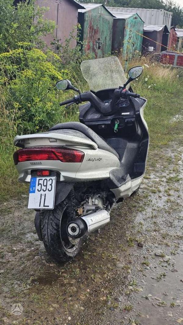 Yamaha Majesty 2003 in Klaipeda, with an engine capacity of 0.25 L and mileage of 55 thousand km for 800 €, photo 3 on AUTOMOTO.COM.LV
