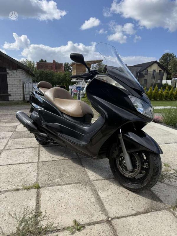 Yamaha Majesty 2008 Šilutė vietnē Yamaha Majesty 2008 Šilutė, ar dzinēja tilpumu 0.40 L un nobraukumu 36 tūkst. km par 1500 €, foto 1 vietnē AUTOMOTO.COM.LV