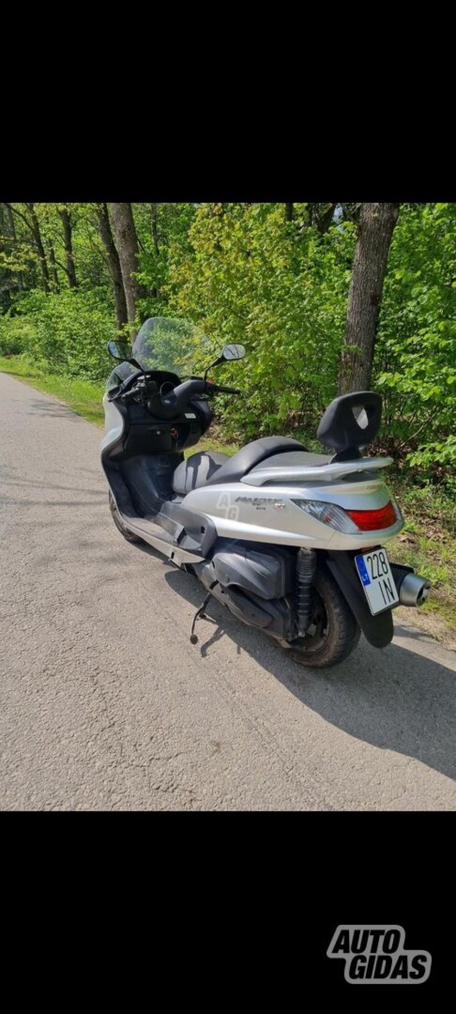Yamaha Majesty 2010 in Kaunas, with an engine capacity of 0.40 L and mileage of 55 thousand km for 1550 €, photo 3 on AUTOMOTO.COM.LV
