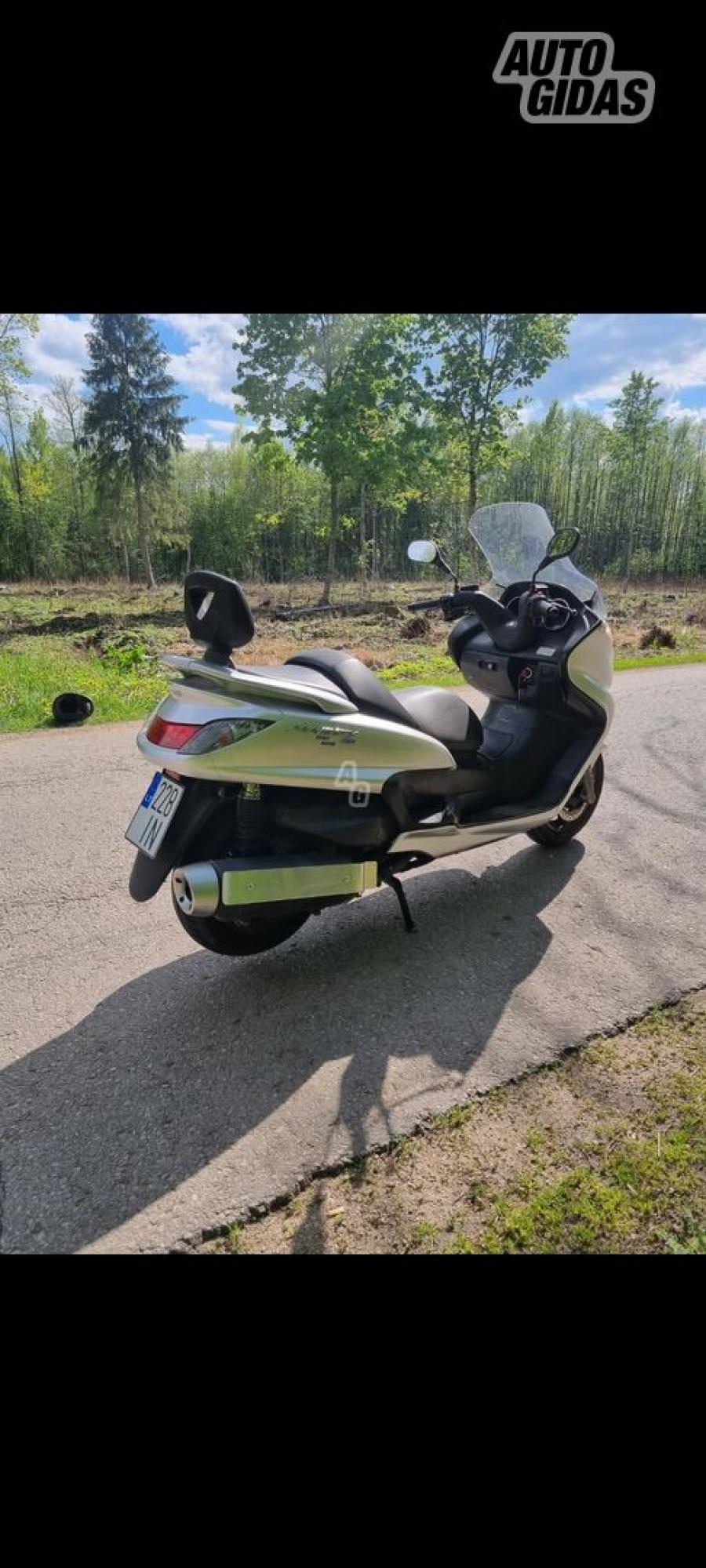 Yamaha Majesty 2010 in Kaunas, with an engine capacity of 0.40 L and mileage of 55 thousand km for 1550 €, photo 4 on AUTOMOTO.COM.LV