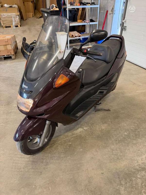 Violets Yamaha Majesty 1999 Viļņa, ar dzinēja tilpumu 0.25 L un nobraukumu 28 tūkst. km par 1650 €, foto 5 vietnē AUTOMOTO.COM.LV
