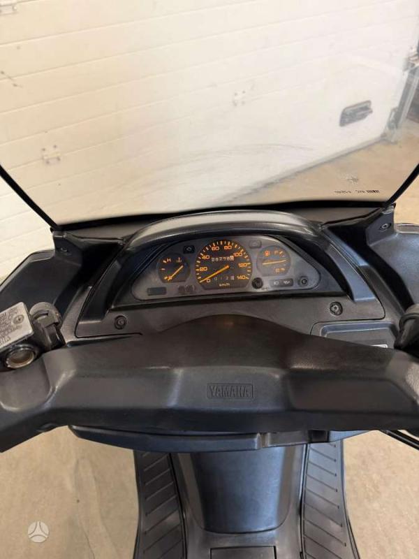 Violets Yamaha Majesty 1999 Viļņa, ar dzinēja tilpumu 0.25 L un nobraukumu 28 tūkst. km par 1650 €, foto 6 vietnē AUTOMOTO.COM.LV