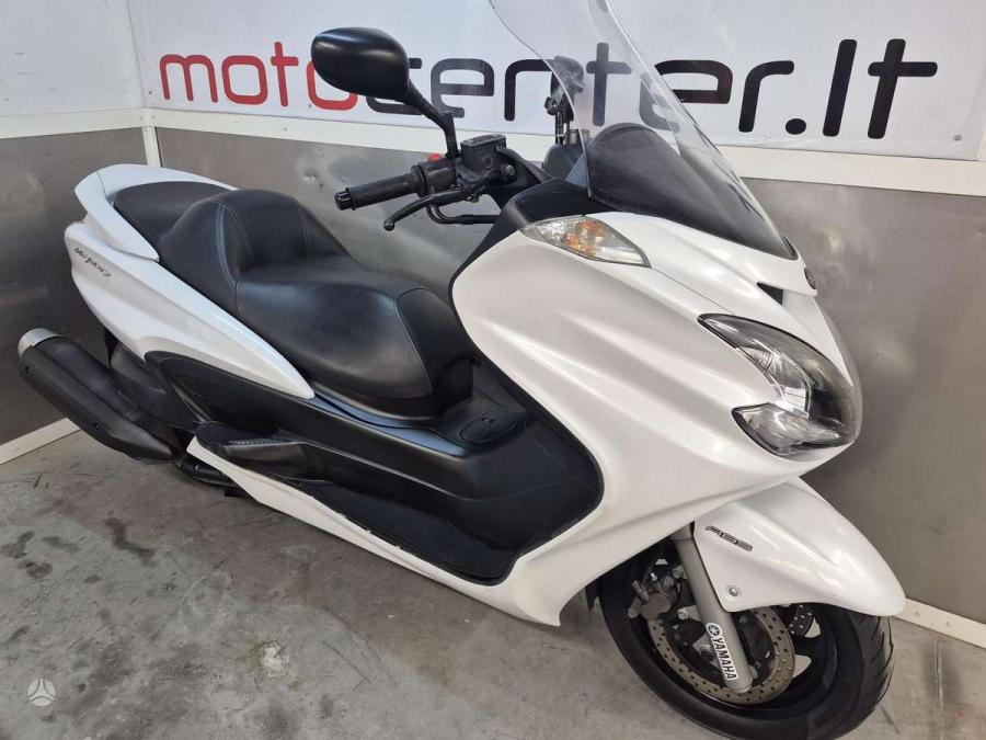 Balts Yamaha Majesty 2010 Kauņa, ar dzinēja tilpumu 0.40 L un nobraukumu 66 tūkst. km par 2000 €, foto 8 vietnē AUTOMOTO.COM.LV