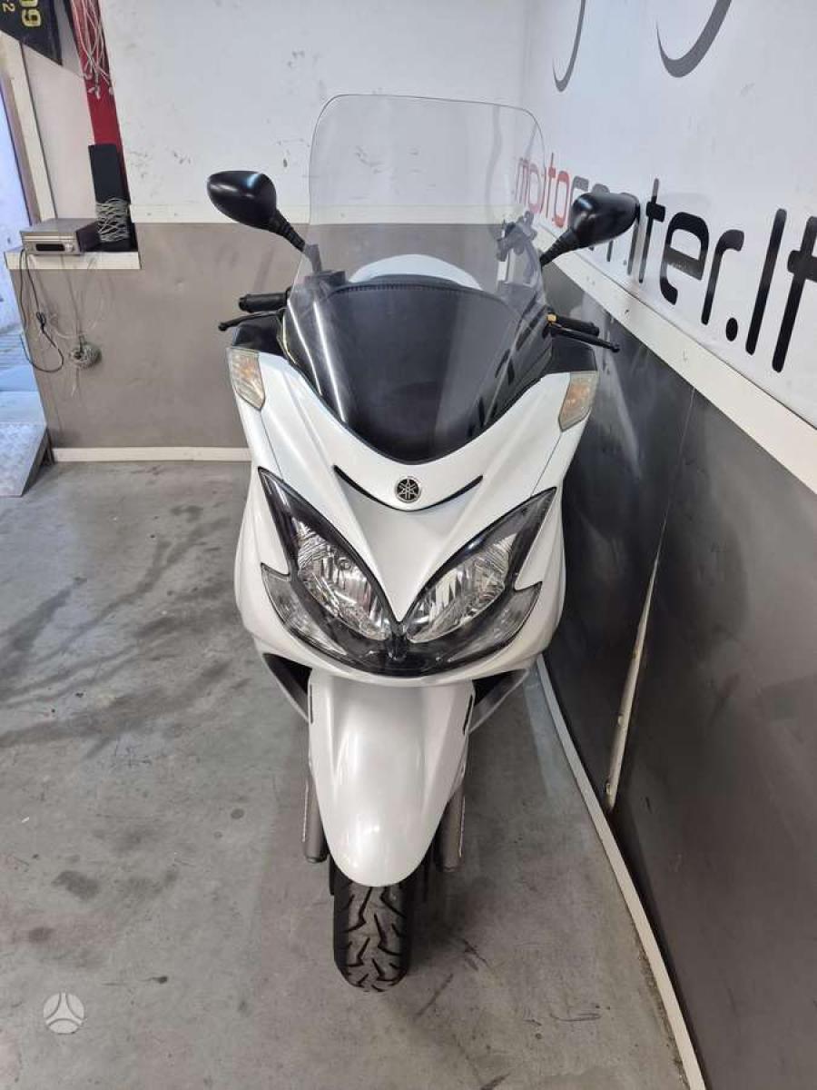 Balts Yamaha Majesty 2010 Kauņa, ar dzinēja tilpumu 0.40 L un nobraukumu 66 tūkst. km par 2000 €, foto 9 vietnē AUTOMOTO.COM.LV