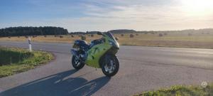 Melns Yamaha MT 03 1999 Klaipėda, ar dzinēja tilpumu 0.60 L un nobraukumu 30 tūkst. km par 1450 €, foto  vietnē AUTOMOTO.COM.LV