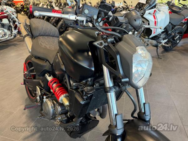Melns Yamaha MT 03 2006 Tallina, ar dzinēja tilpumu 0.66 L un nobraukumu 0 tūkst. km par 1990 €, foto 9 vietnē AUTOMOTO.COM.LV
