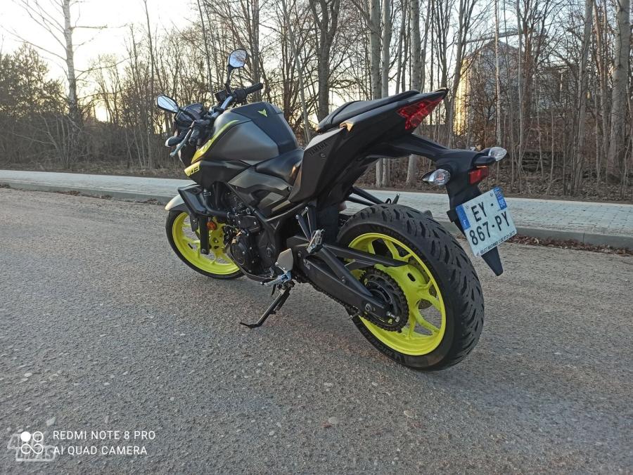 Black Yamaha MT 03 2018 in Jurbarkas, with an engine capacity of 0.30 L and mileage of 27 thousand km for 3300 €, photo 6 on AUTOMOTO.COM.LV