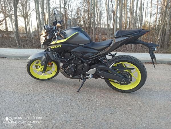 Black Yamaha MT 03 2018 in Jurbarkas, with an engine capacity of 0.30 L and mileage of 27 thousand km for 3300 €, photo 7 on AUTOMOTO.COM.LV