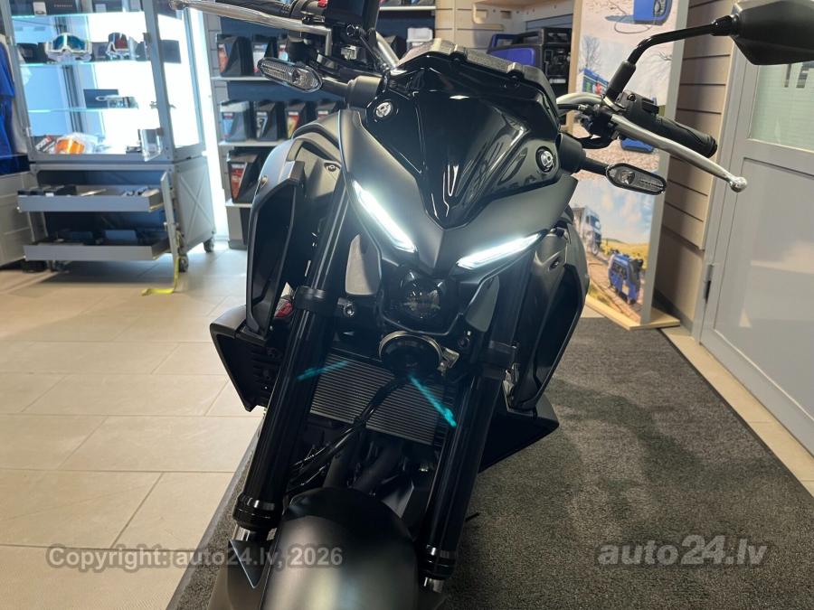 Black Yamaha MT 03 2025 in Tallinn, with an engine capacity of 0.32 L and mileage of 3 thousand km for 5190 €, photo 3 on AUTOMOTO.COM.LV