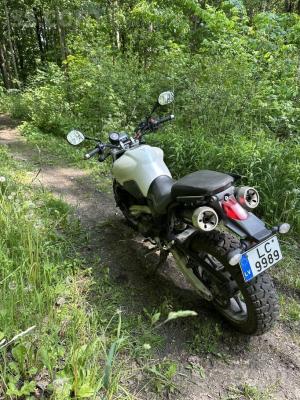Yamaha MT 03 2005 Rīga, ar dzinēja tilpumu 0.66 L un nobraukumu 0 tūkst. km par 1600 €, foto 3 vietnē AUTOMOTO.COM.LV