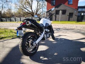Yamaha MT 03 2005 in Riga, with an engine capacity of 0.66 L and mileage of 0 thousand km for 3100 €, photo 5 on AUTOMOTO.COM.LV