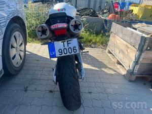 Yamaha MT 03 2006 Liepāja, ar dzinēja tilpumu 0.66 L un nobraukumu 0 tūkst. km par 2300 €, foto 5 vietnē AUTOMOTO.COM.LV