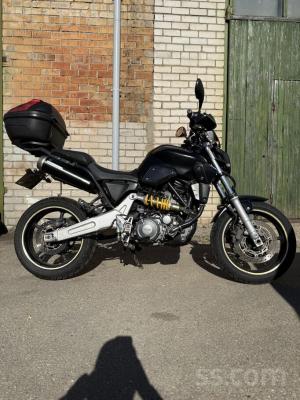 Yamaha MT 03 2006 Rīga, ar dzinēja tilpumu 0.66 L un nobraukumu 0 tūkst. km par 2200 €, foto 3 vietnē AUTOMOTO.COM.LV