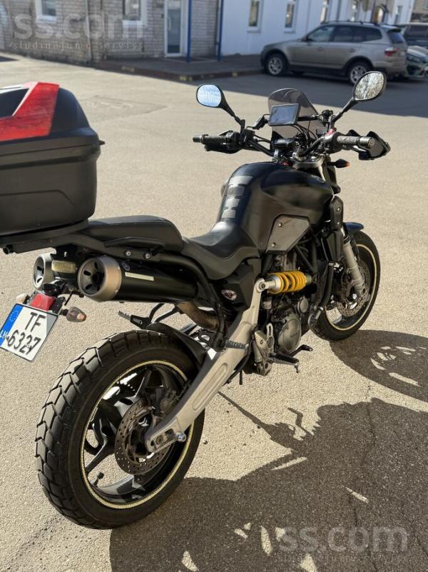 Yamaha MT 03 2006 Rīga, ar dzinēja tilpumu 0.66 L un nobraukumu 0 tūkst. km par 2200 €, foto 3 vietnē AUTOMOTO.COM.LV