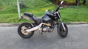 Yamaha MT 03 2006 in Riga, with an engine capacity of 0.66 L and mileage of 0 thousand km for 2750 €, photo 3 on AUTOMOTO.COM.LV