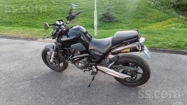 Yamaha MT 03 2006 Rīga, ar dzinēja tilpumu 0.66 L un nobraukumu 0 tūkst. km par 2750 €, foto 3 vietnē AUTOMOTO.COM.LV