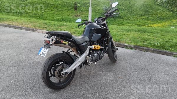 Yamaha MT 03 2006 Rīga, ar dzinēja tilpumu 0.66 L un nobraukumu 0 tūkst. km par 2750 €, foto 4 vietnē AUTOMOTO.COM.LV
