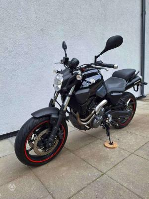 Yamaha MT 03 2010 in Prienai, with an engine capacity of 0.66 L and mileage of 20 thousand km for 2850 €, photo 1 on AUTOMOTO.COM.LV