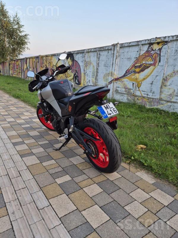 Yamaha MT 03 2020 in Jelgava, with an engine capacity of 0.32 L and mileage of 0 thousand km for 4500 €, photo 5 on AUTOMOTO.COM.LV