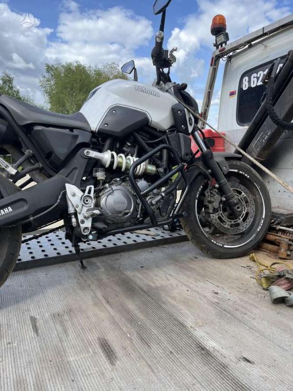 Balts Yamaha MT 03 2007 Šauļi, ar dzinēja tilpumu 0.66 L un nobraukumu 41 tūkst. km par 2500 €, foto 7 vietnē AUTOMOTO.COM.LV