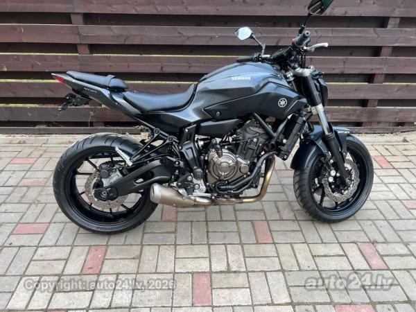 Melns Yamaha MT 07 2016 Tallina, ar dzinēja tilpumu 0.69 L un nobraukumu 5 tūkst. km par 4990 €, foto 1 vietnē AUTOMOTO.COM.LV