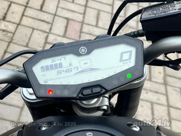 Black Yamaha MT 07 2016 in Tallinn, with an engine capacity of 0.69 L and mileage of 5 thousand km for 4990 €, photo 7 on AUTOMOTO.COM.LV