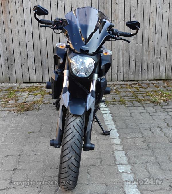 Melns Yamaha MT 07 2016 Tallina, ar dzinēja tilpumu 0.69 L un nobraukumu 28 tūkst. km par 5700 €, foto 5 vietnē AUTOMOTO.COM.LV