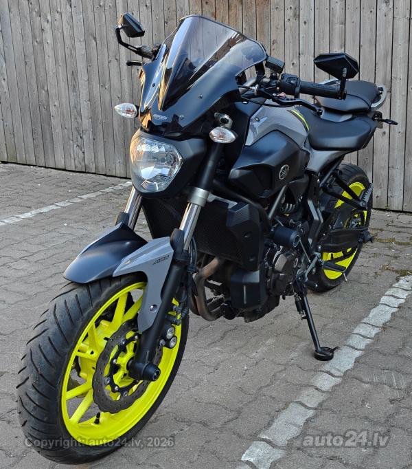 Melns Yamaha MT 07 2016 Tallina, ar dzinēja tilpumu 0.69 L un nobraukumu 28 tūkst. km par 5700 €, foto 6 vietnē AUTOMOTO.COM.LV