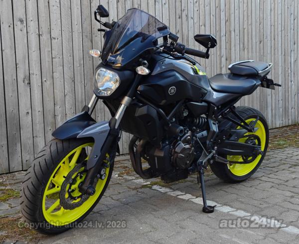 Melns Yamaha MT 07 2016 Tallina, ar dzinēja tilpumu 0.69 L un nobraukumu 28 tūkst. km par 5700 €, foto 7 vietnē AUTOMOTO.COM.LV
