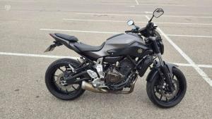 Black Yamaha MT 07 2016 in Vilnius, with an engine capacity of 0.69 L and mileage of 22 thousand km for 4500 €, photo 3 on AUTOMOTO.COM.LV