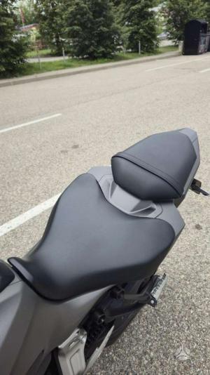 Black Yamaha MT 07 2016 in Vilnius, with an engine capacity of 0.69 L and mileage of 22 thousand km for 4500 €, photo 12 on AUTOMOTO.COM.LV