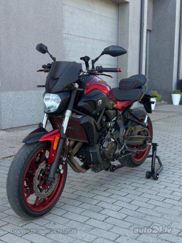 Ямаха MT 07 2016 в Таллин на AUTOMOTO.COM.LV Черный Ямаха MT 07 2016 в Таллин, объемом двигателя 0.70 л и пробегом 40 тыс. км за 4690 €, фото 4 на AUTOMOTO.COM.LV