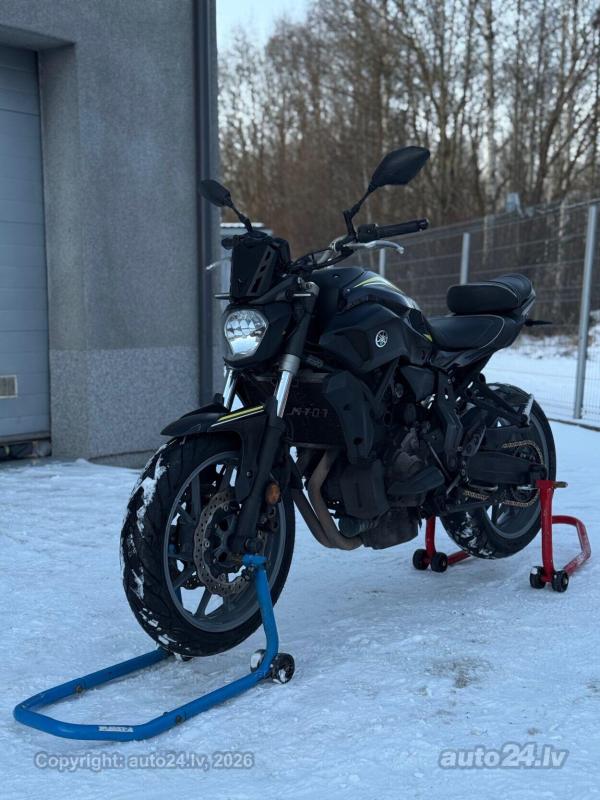 Melns Yamaha MT 07 2017 Pērnava, ar dzinēja tilpumu 0.70 L un nobraukumu 28 tūkst. km par 4890 €, foto 3 vietnē AUTOMOTO.COM.LV