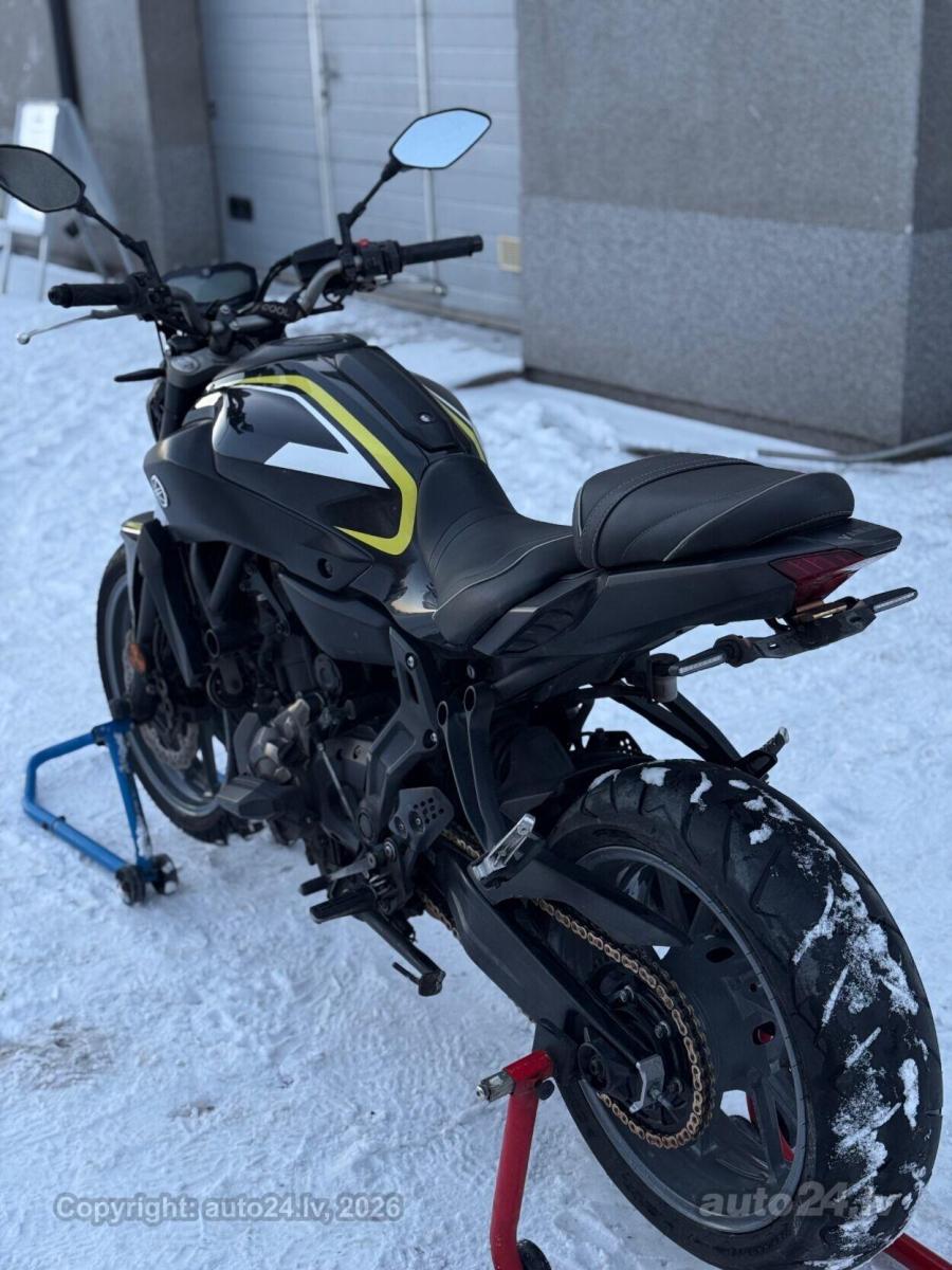 Melns Yamaha MT 07 2017 Pērnava, ar dzinēja tilpumu 0.70 L un nobraukumu 28 tūkst. km par 4890 €, foto 9 vietnē AUTOMOTO.COM.LV