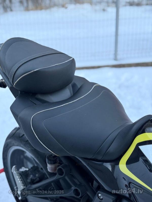 Black Yamaha MT 07 2017 in Parnu, with an engine capacity of 0.70 L and mileage of 28 thousand km for 4890 €, photo 11 on AUTOMOTO.COM.LV
