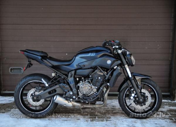 Melns Yamaha MT 07 2017 Tallina, ar dzinēja tilpumu 0.69 L un nobraukumu 37 tūkst. km par 5500 €, foto 3 vietnē AUTOMOTO.COM.LV