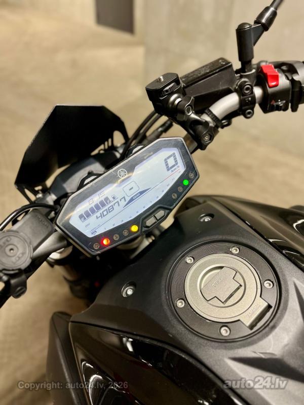 Melns Yamaha MT 07 2018 Tallina, ar dzinēja tilpumu 0.69 L un nobraukumu 41 tūkst. km par 5300 €, foto 7 vietnē AUTOMOTO.COM.LV