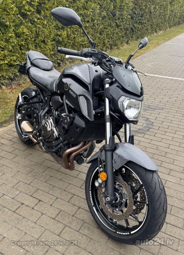 Melns Yamaha MT 07 2019 Tallina, ar dzinēja tilpumu 0.69 L un nobraukumu 27 tūkst. km par 5700 €, foto 1 vietnē AUTOMOTO.COM.LV