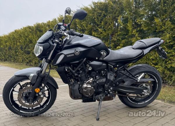 Melns Yamaha MT 07 2019 Tallina, ar dzinēja tilpumu 0.69 L un nobraukumu 27 tūkst. km par 5700 €, foto 4 vietnē AUTOMOTO.COM.LV
