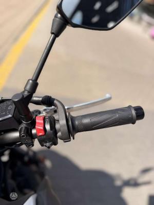 Black Yamaha MT 07 2019 in Vilnius, with an engine capacity of 0.69 L and mileage of 10 thousand km for 6100 €, photo 10 on AUTOMOTO.COM.LV