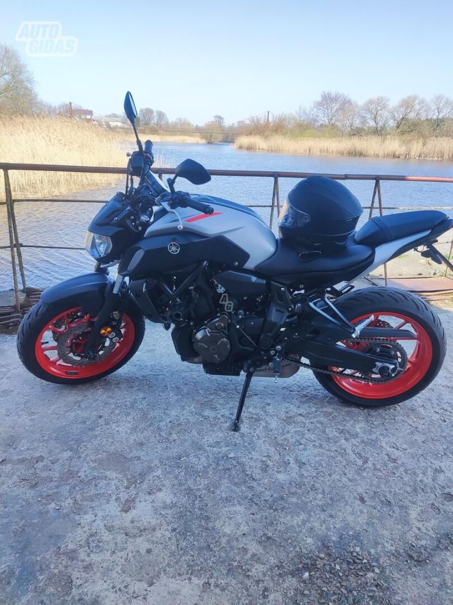 Melns Yamaha MT 07 2020 Mažeikiai, ar dzinēja tilpumu 0.69 L un nobraukumu 32 tūkst. km par 5000 €, foto 6 vietnē AUTOMOTO.COM.LV