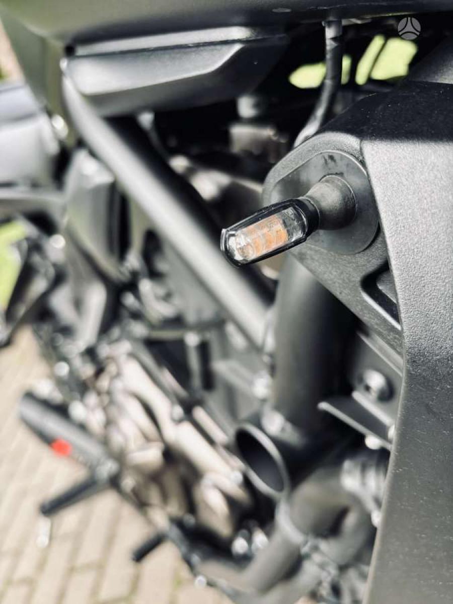 Black Yamaha MT 07 2020 in Vilnius, with an engine capacity of 0.69 L and mileage of 6 thousand km for 5290 €, photo 8 on AUTOMOTO.COM.LV