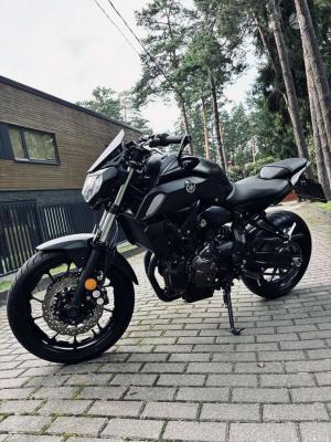 Black Yamaha MT 07 2020 in Vilnius, with an engine capacity of 0.69 L and mileage of 6 thousand km for 5290 €, photo 12 on AUTOMOTO.COM.LV