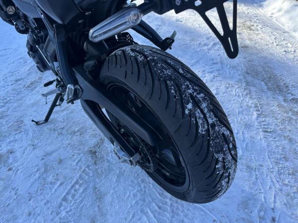 Черный Ямаха MT 07 2021 в Шяуляй, объемом двигателя 0.69 л и пробегом 10 тыс. км за 5700 €, фото 11 на AUTOMOTO.COM.LV