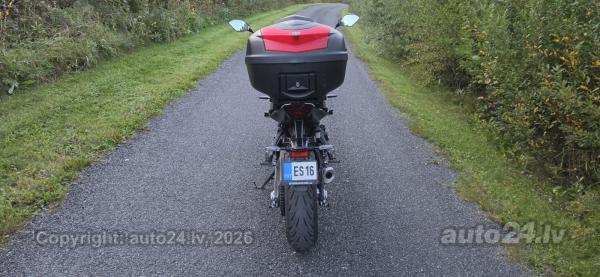 Melns Yamaha MT 07 2023 Tallina, ar dzinēja tilpumu 0.69 L un nobraukumu 4 tūkst. km par 7000 €, foto 10 vietnē AUTOMOTO.COM.LV