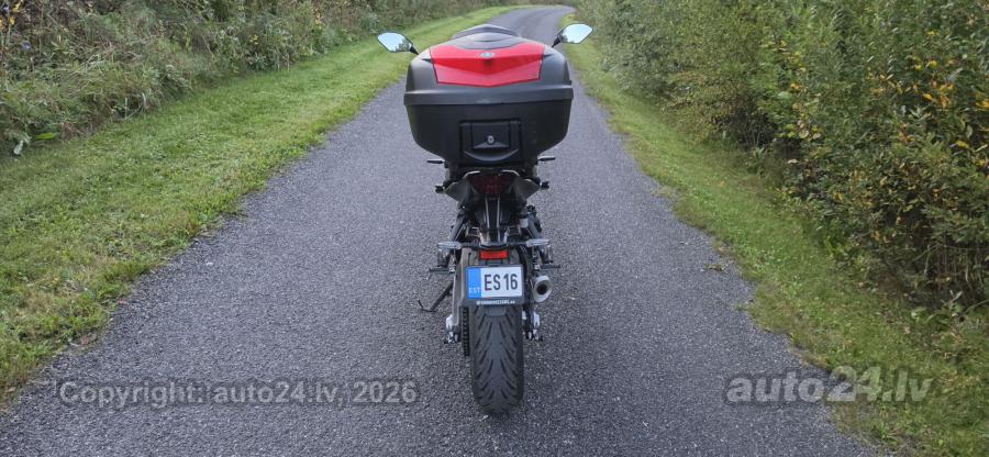 Melns Yamaha MT 07 2023 Tallina, ar dzinēja tilpumu 0.69 L un nobraukumu 4 tūkst. km par 7000 €, foto 10 vietnē AUTOMOTO.COM.LV