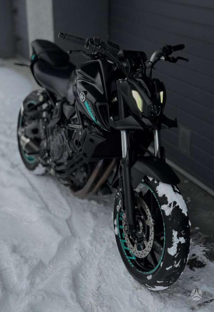 Melns Yamaha MT 07 2024 Viļņa, ar dzinēja tilpumu 0.70 L un nobraukumu 17 tūkst. km par 5400 €, foto 5 vietnē AUTOMOTO.COM.LV